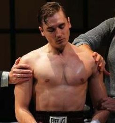 Seth Numrich Body Numrich Hi Res Stock Photography And Images Alamy