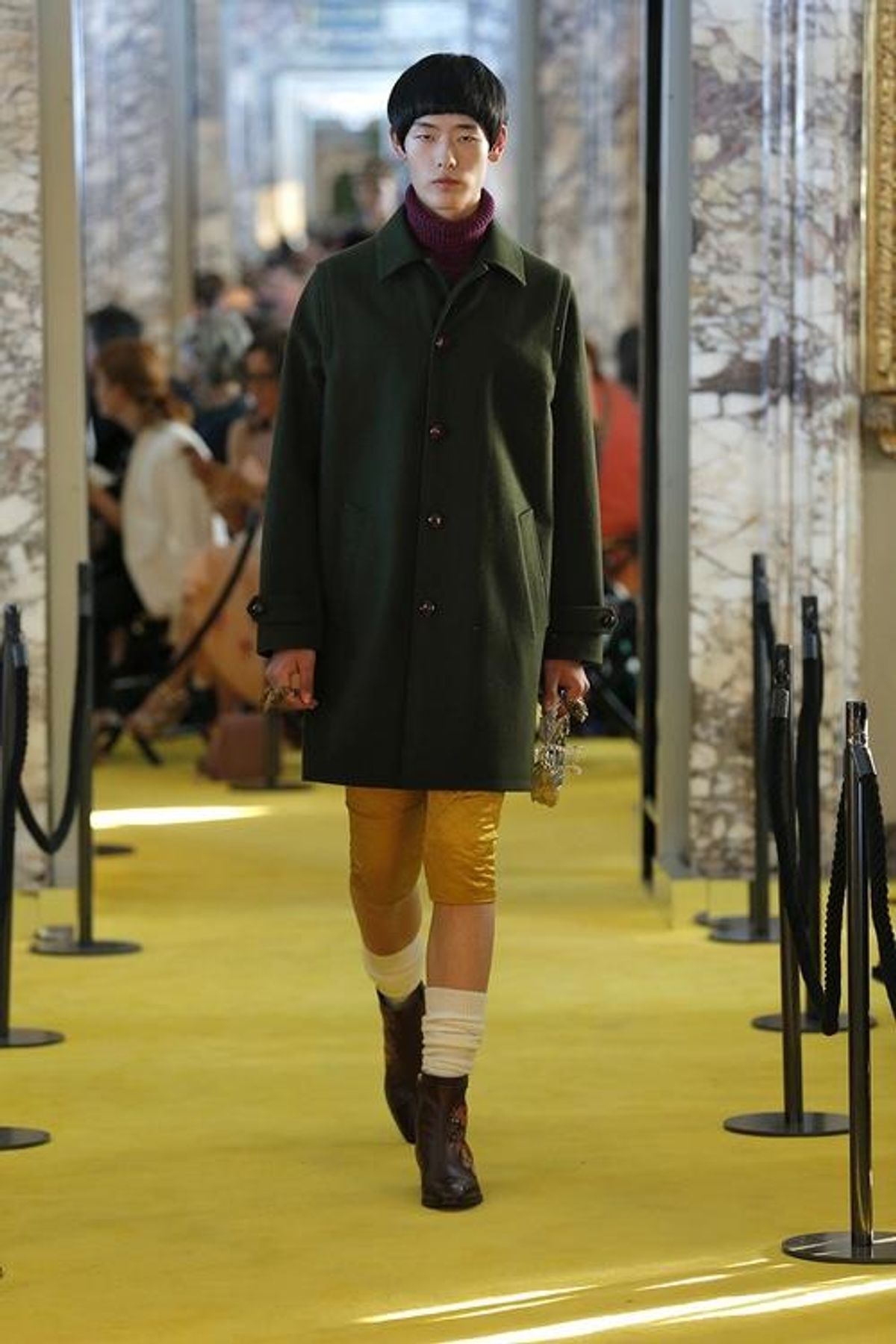 Gucci Resort '18 Brings Power Clashing to Unprecedented Heights