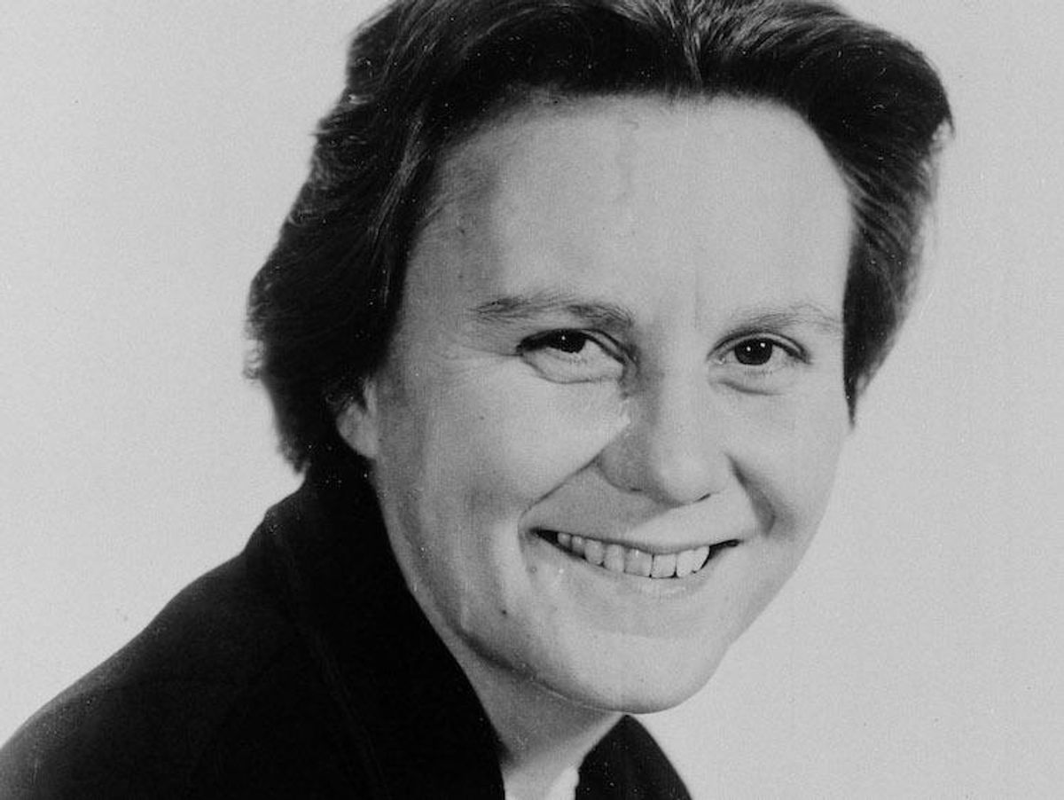 'To Kill a Mockingbird' Author Harper Lee Dead at 89