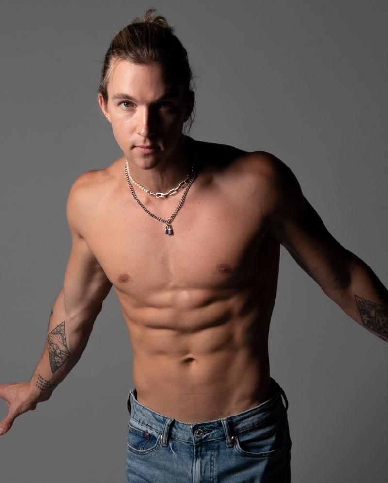 Meet the Gorgeous Cast of Magic Mike Live - The Pink Times