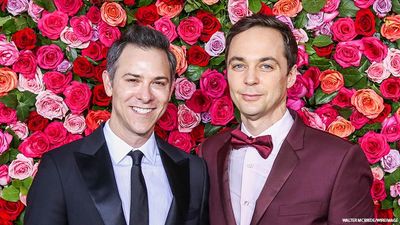 Jim Parsons Boyfriend Kissing