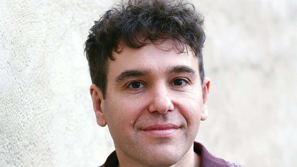 Jon Lovett Comedian Interview: Jonathan Del Arco On What To Expect At