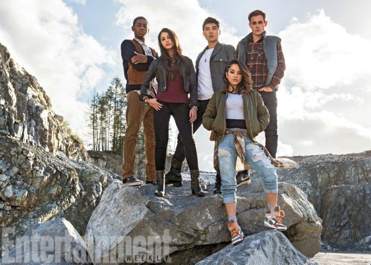 First Look: The New 'Power Rangers' is Here!