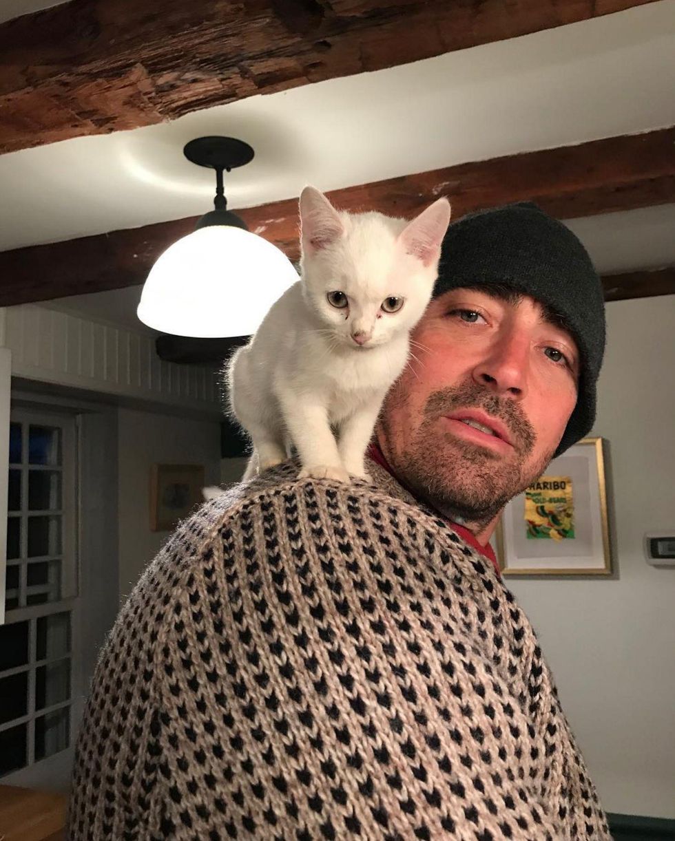 30 pics of 'Foundation' star Lee Pace that exude Big Daddy Energy