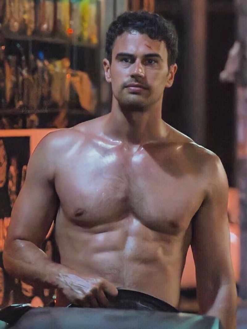 Theo James Shirtless In Divergent Hot Guy Theo James Complains About