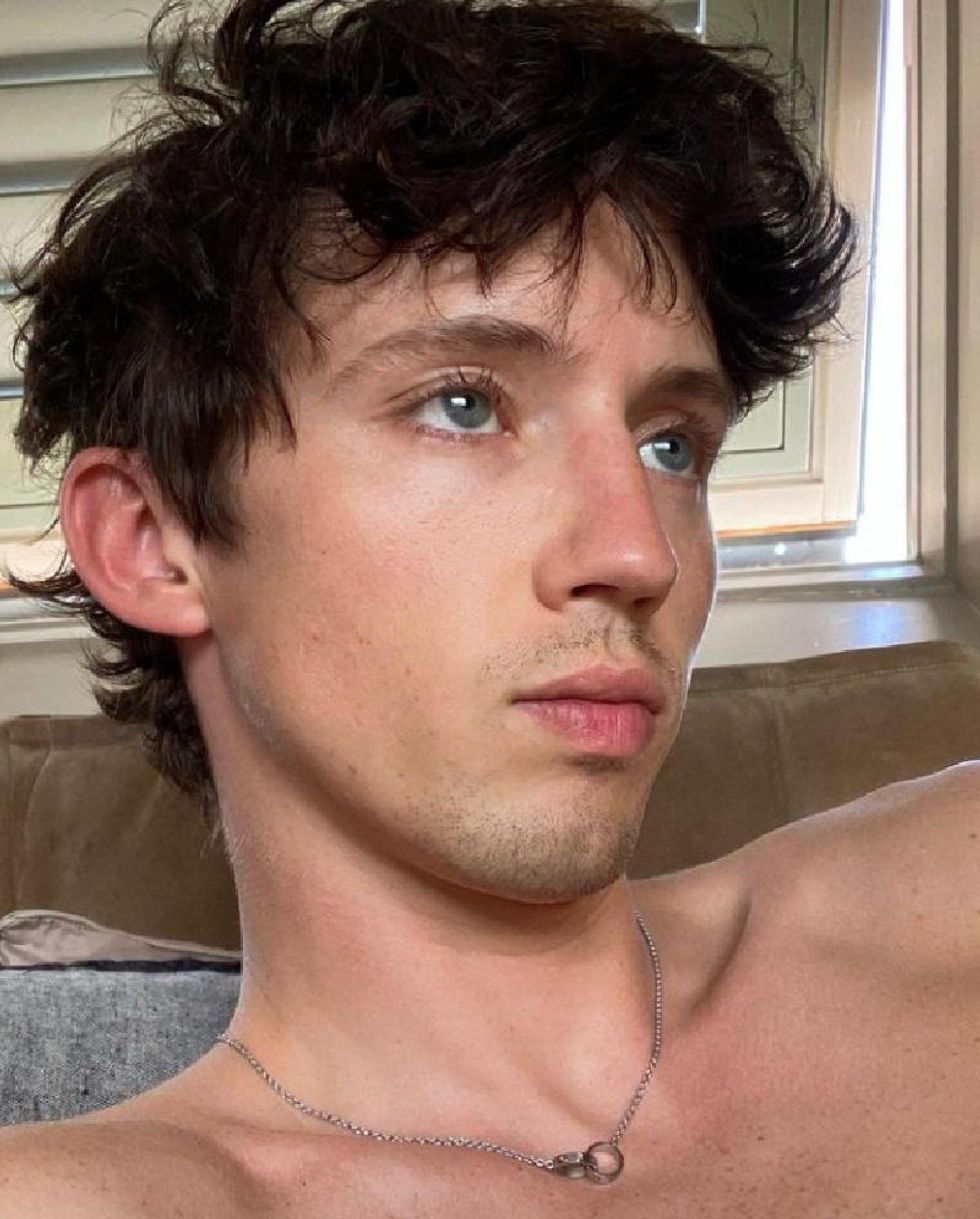 15 Sexy Pics of Troye Sivan That Prove He's the Ultimate 'Angel Baby'