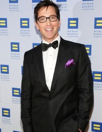 Dan Bucatinsky Tells Us More About His New Series 'Show & Tell'