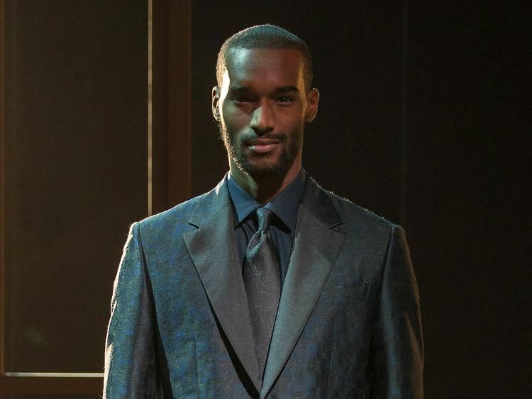 Paris Fashion Week: Cerruti 1881 Fall-Winter 2016