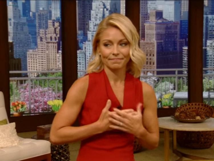Watch: Kelly Ripa Returns to ‘Live!’