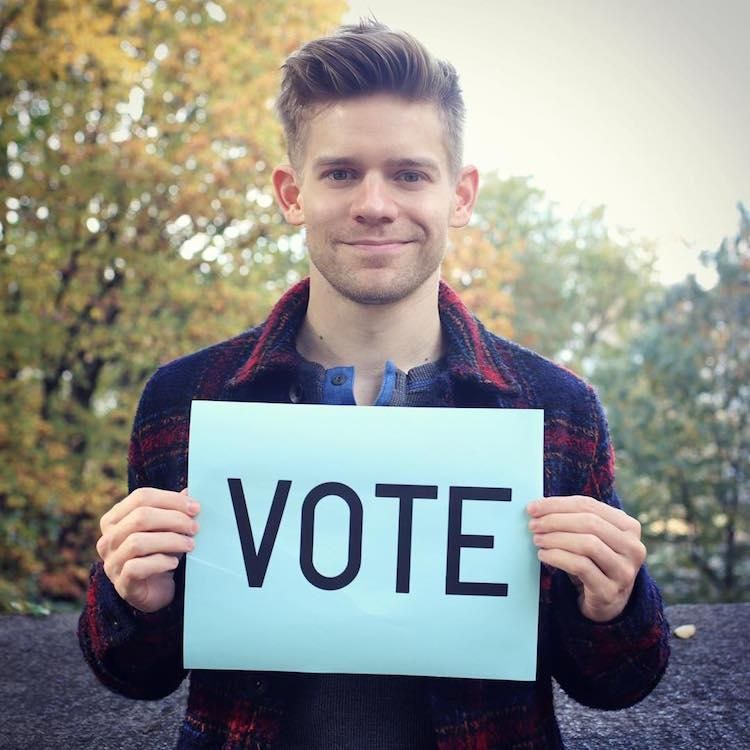 45 Celebs Supporting Hillary Clinton as 45th President