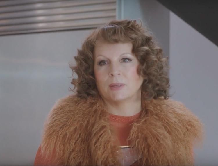 Edina and Saffy Share an Intimate (?) Moment in 'Ab Fab: The Movie ...