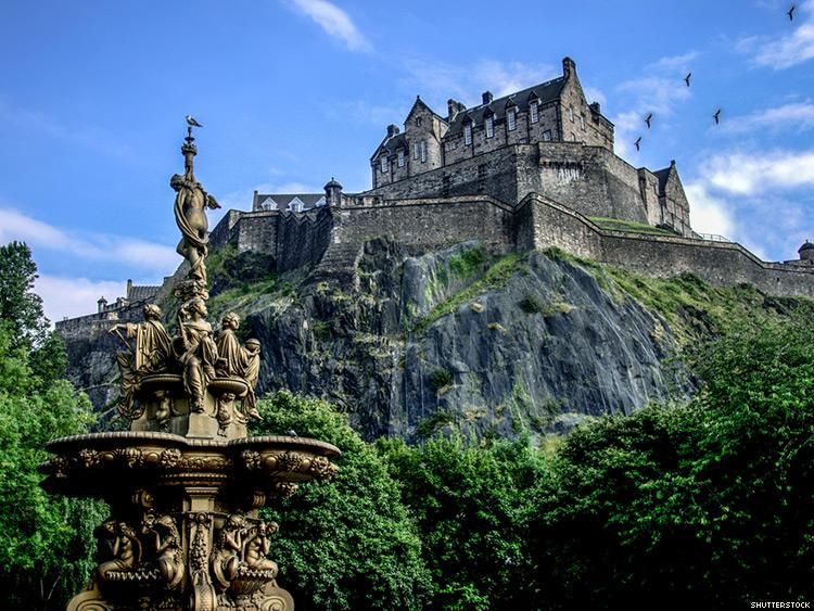 Exploring Edinburgh in 10 Epic Experiences