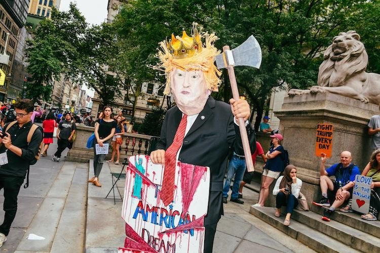 Gallery: Thousands Gather Outside Trump Tower to Protest the President