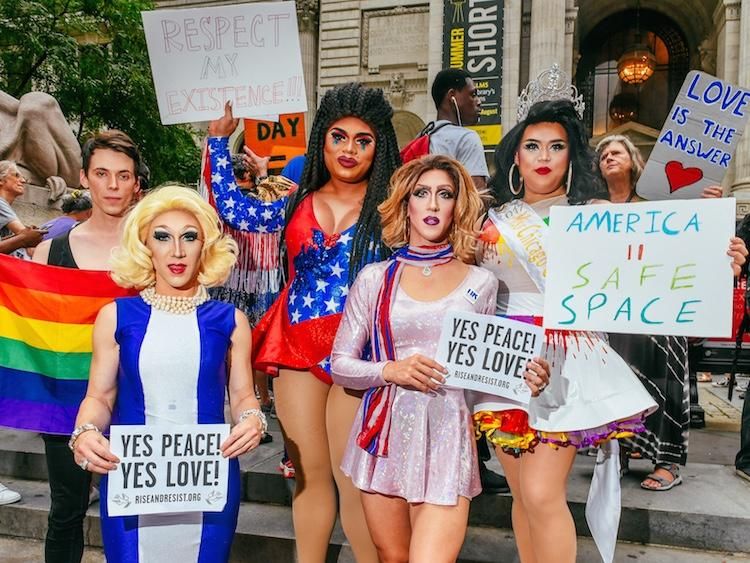 Gallery: Thousands Gather Outside Trump Tower to Protest the President