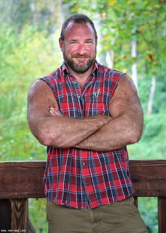 111 Photos of Everyday Men At a Peak of Beauty