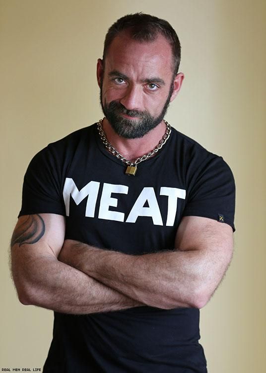 111 Photos of Everyday Men At a Peak of Beauty