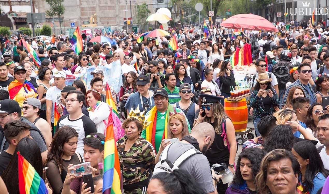 94 Photos of the First Latin American Pride, Held in Mexico City