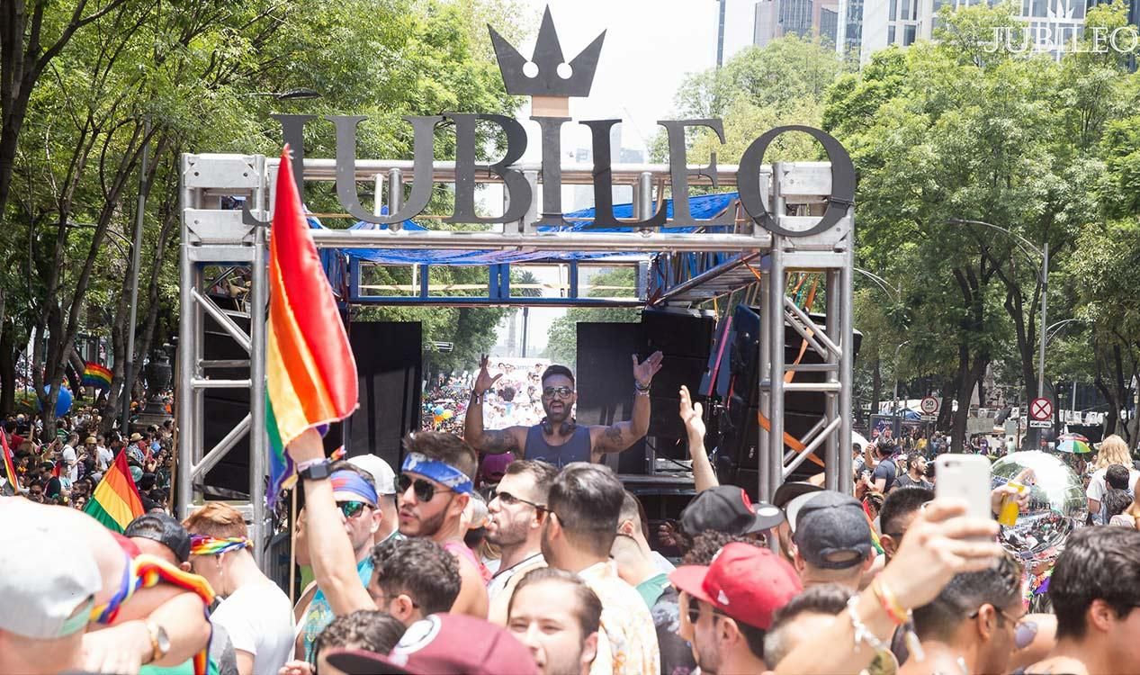 94 Photos of the First Latin American Pride, Held in Mexico City