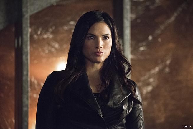 10 Lesbian Superheroes on TV We've Always Loved