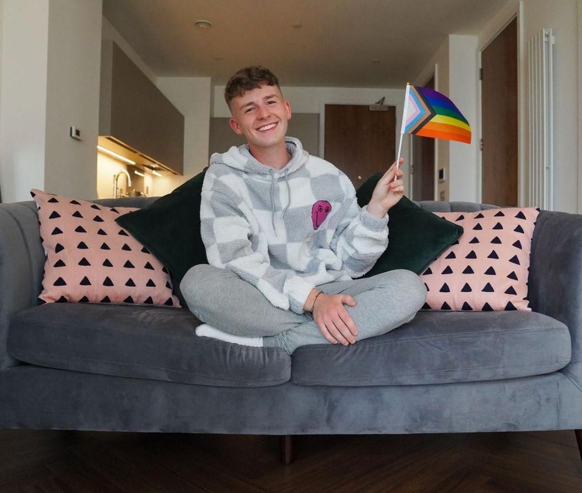 47 Celebrities Who Came Out As LGBTQ+ in 2022 (So Far)