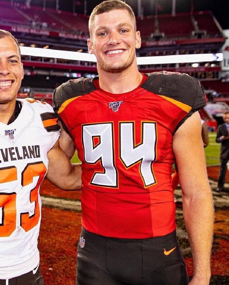 11 Sexy Pics of Carl Nassib to Celebrate His New NFL Contract