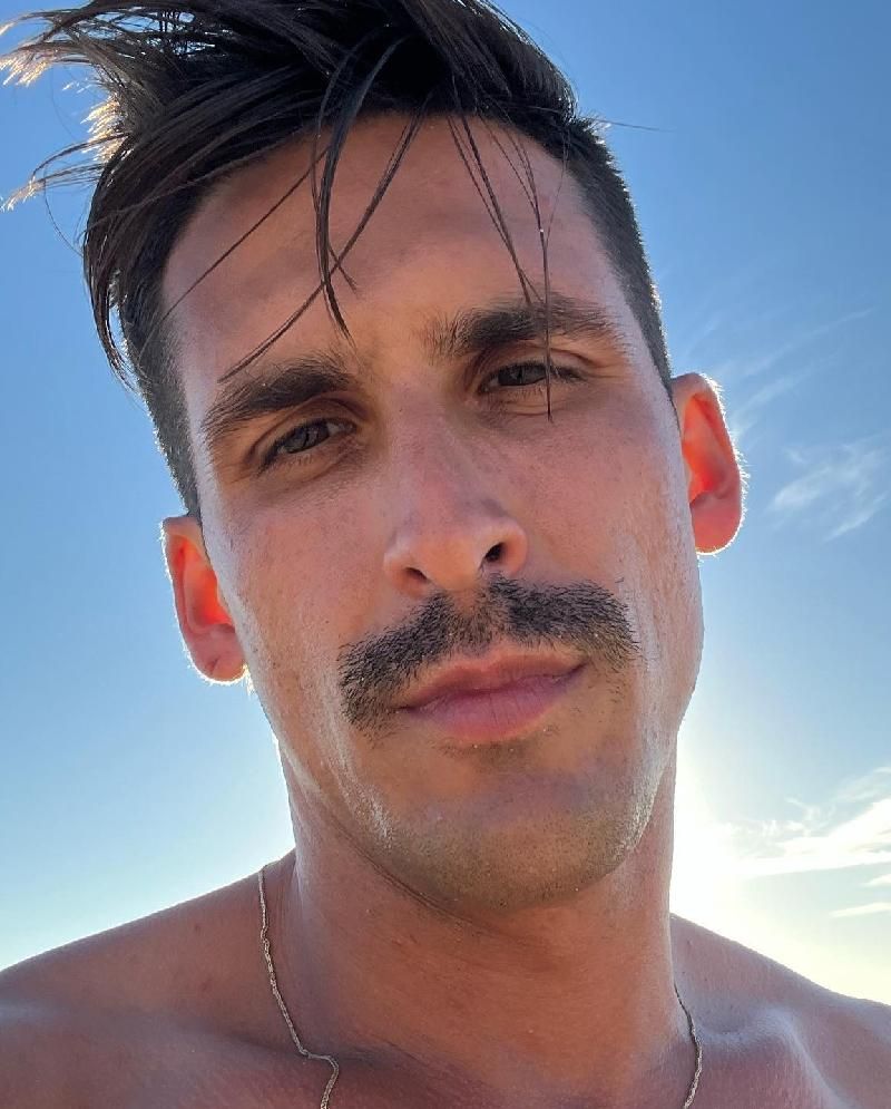 20 Sexy Pics of Cody Rigsby That'll Make You Sweat