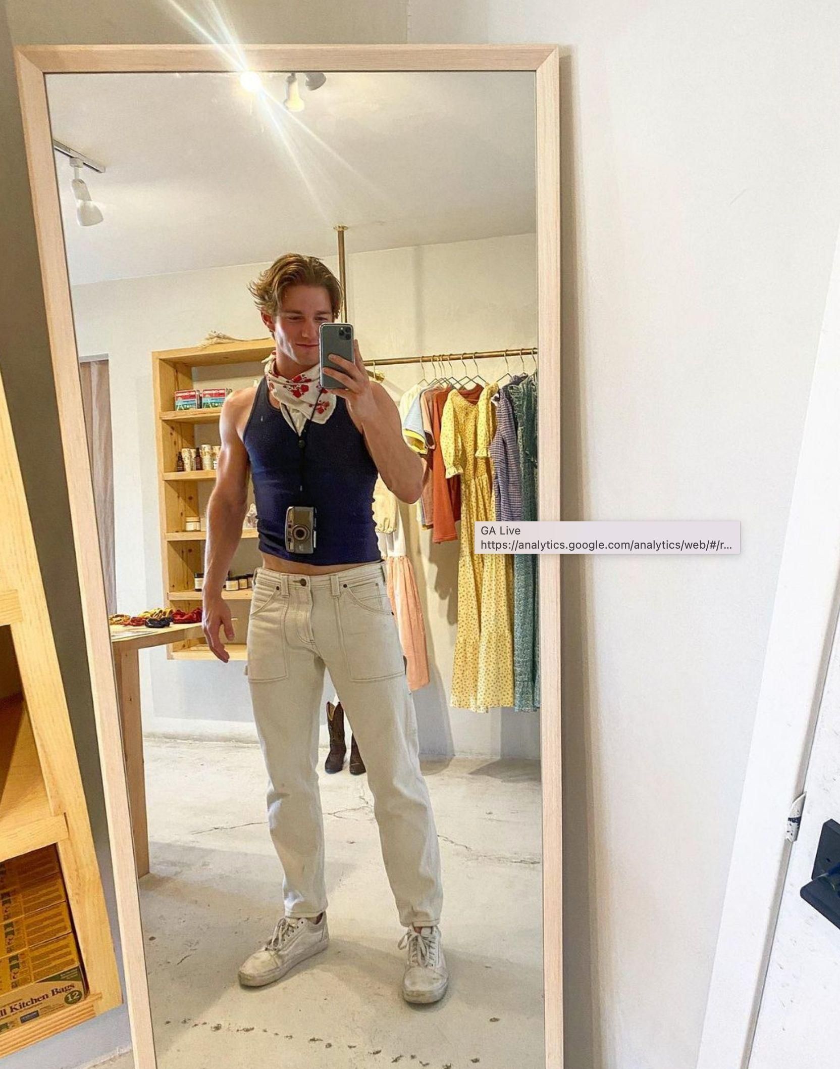 Here's Where to Thirst Follow the 'Love, Victor' Cast on Instagram
