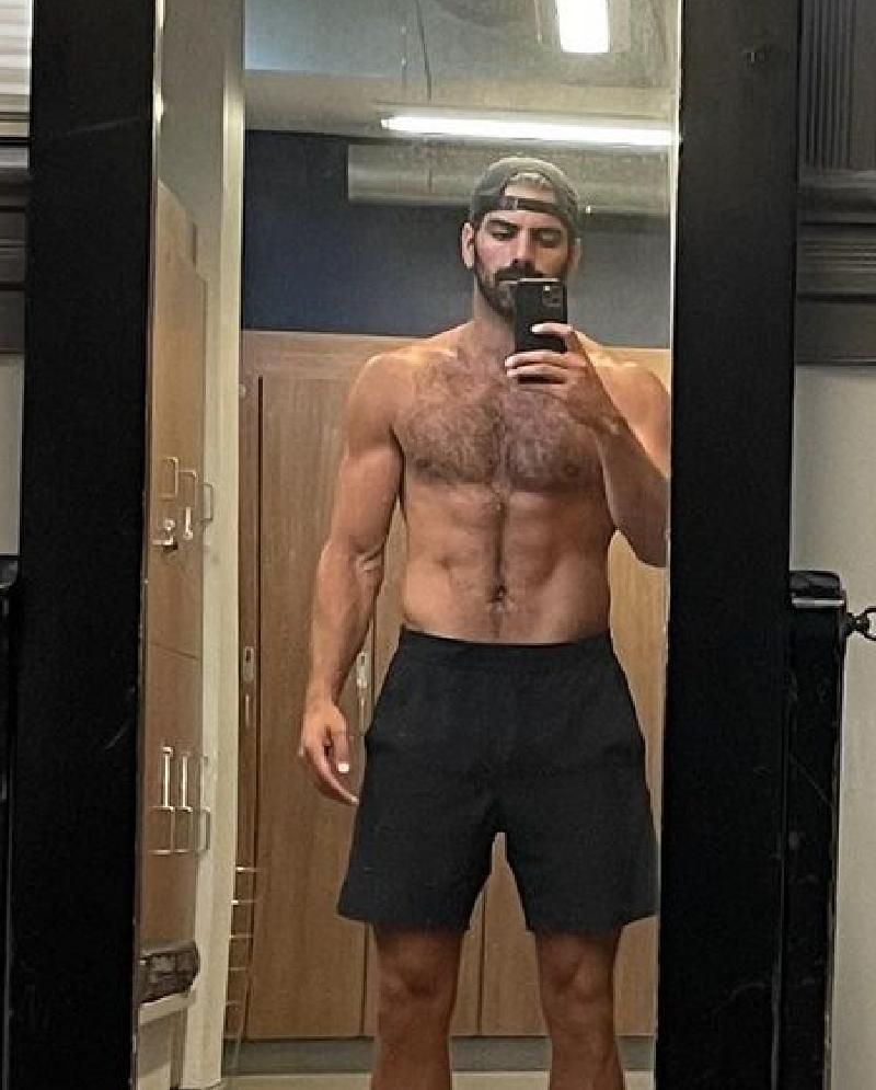 11 Sexy Pics of Nyle DiMarco, Just to Get the Thirst Going
