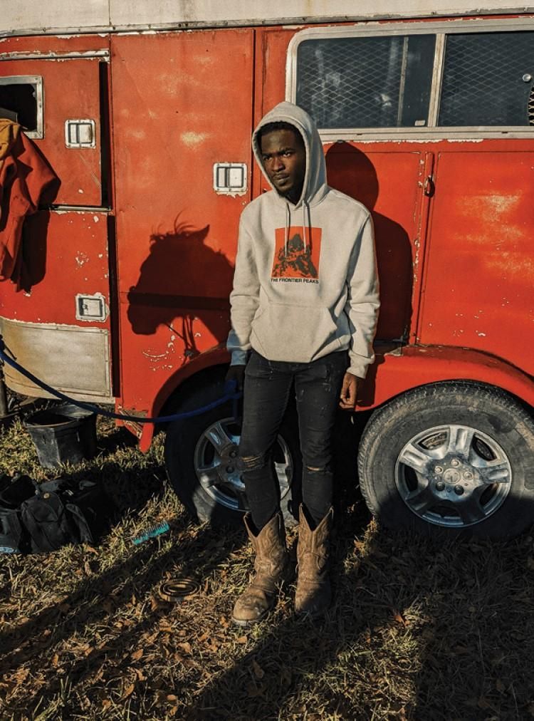 10 Kennedi Carter Photos Celebrating Black Cowboys As Part of American ...